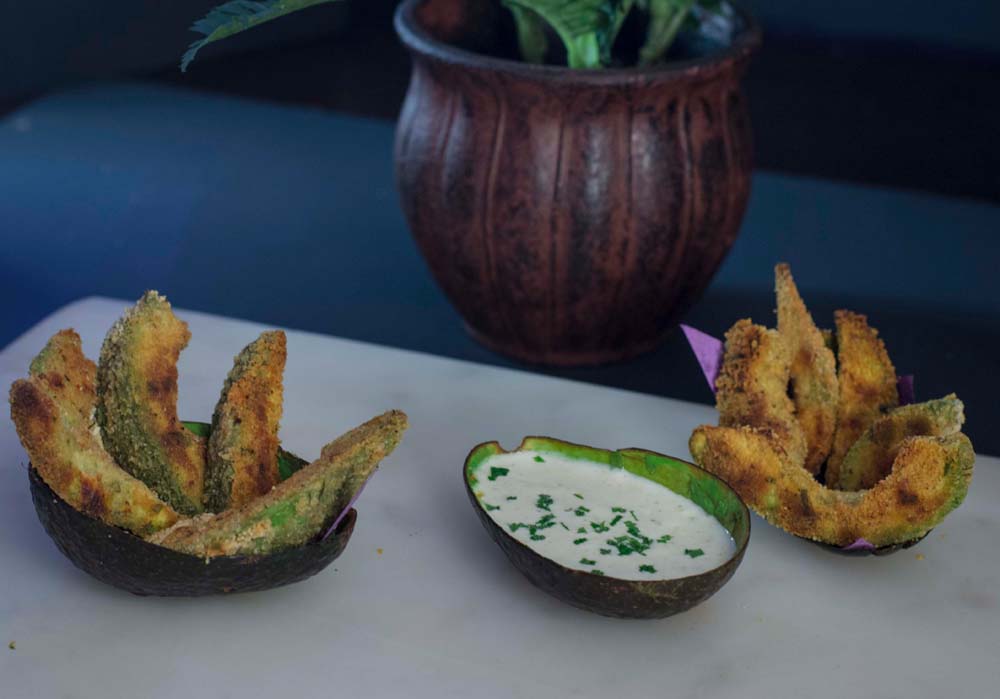 Baked Avocado Wedges with Yogurt dipping sauce - The Flavor Bells