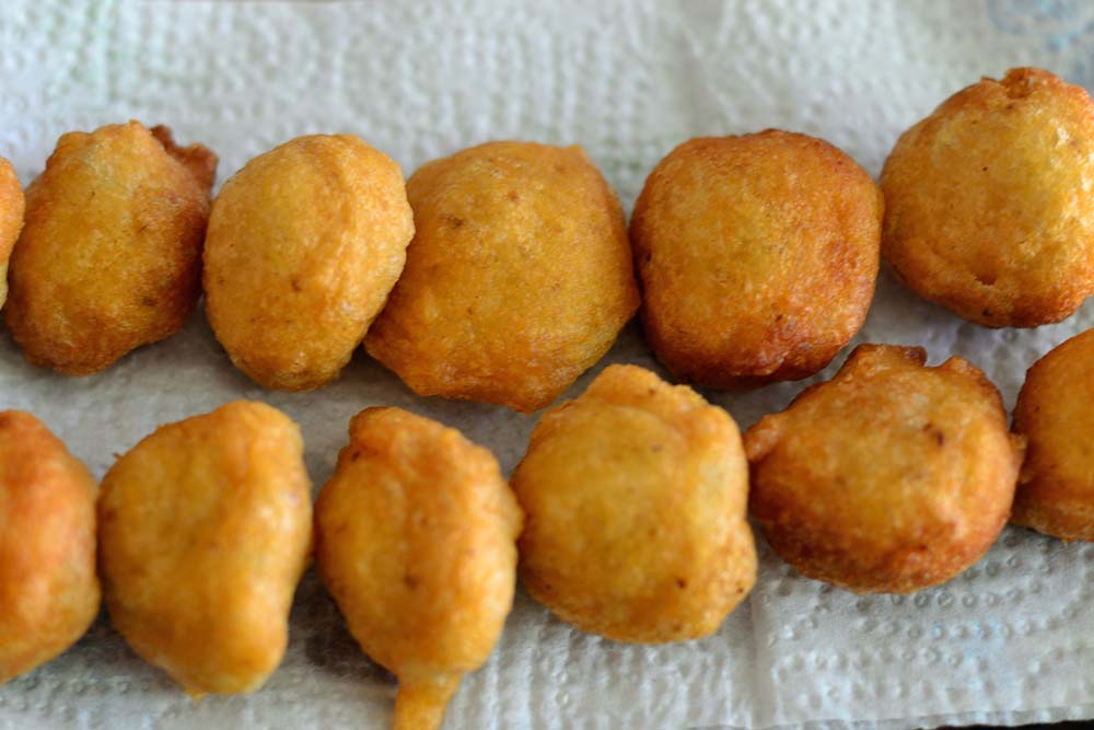 How to Make Dahi Bhalla Chaat with soft failproof Bhalla: the flavor bells