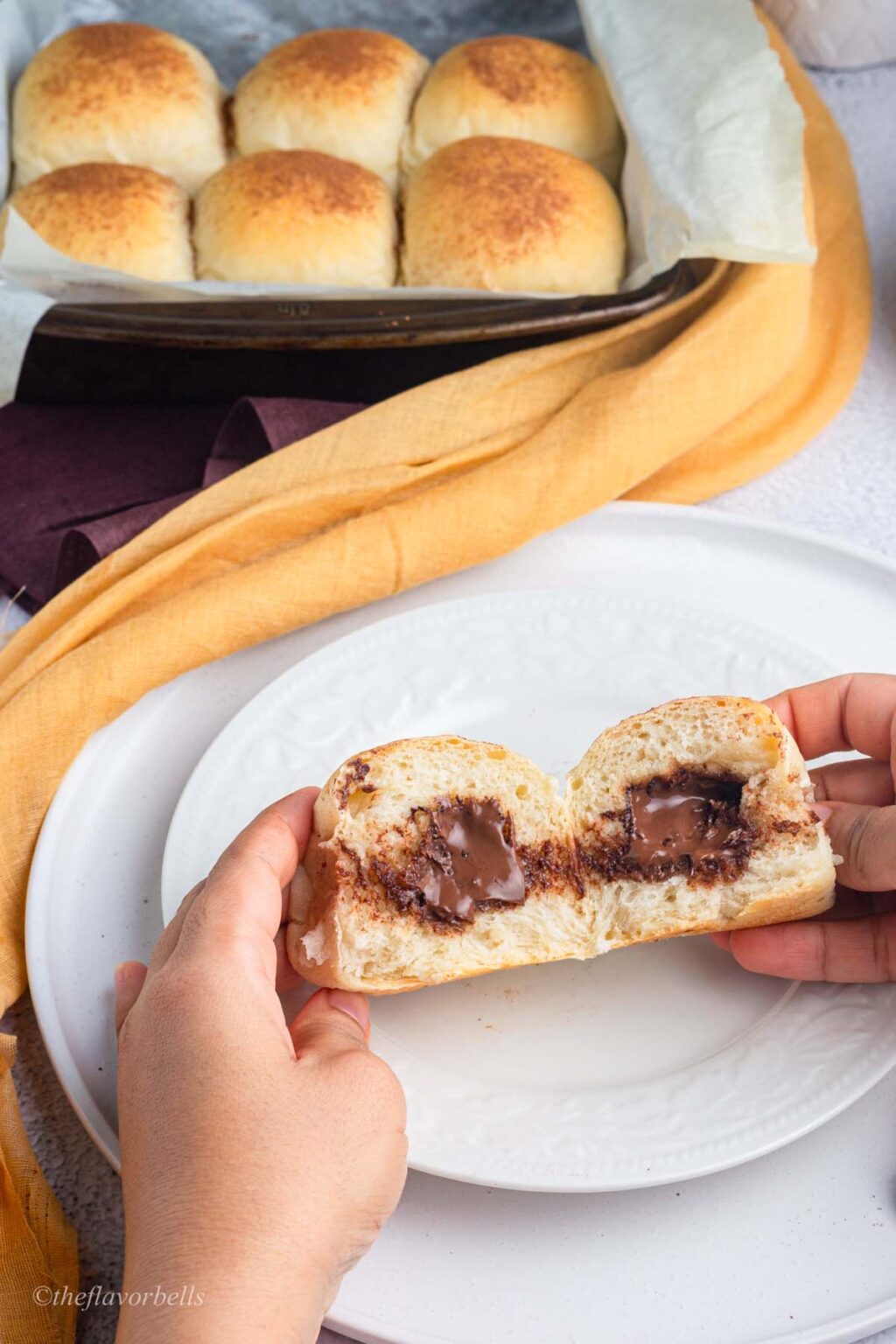 Chocolate buns - The Flavor Bells