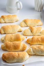 Traditional Spanish Bread - The Flavor Bells