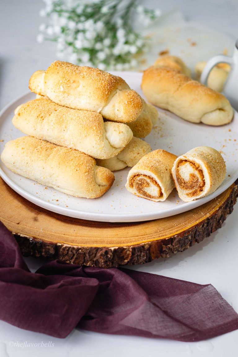 Traditional Spanish Bread - The Flavor Bells