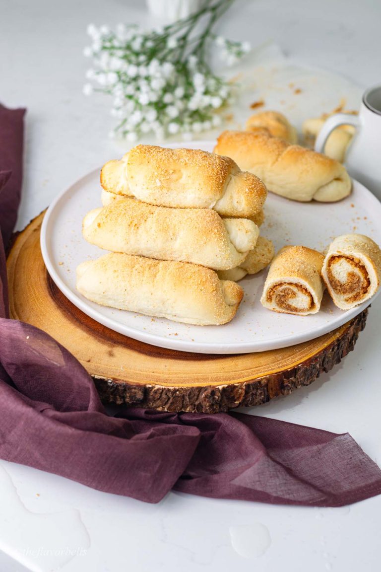 Traditional Spanish Bread - The Flavor Bells
